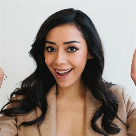 La Actriz De Dexter Aimee Garcia En Su Nuevo Programa Secretos De