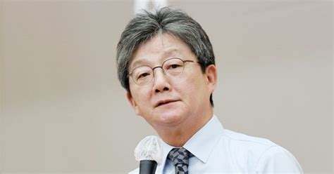 유승민·전해철도 “양당 정치 극복”尹 탄핵에 고개 드는 선거제 개혁론