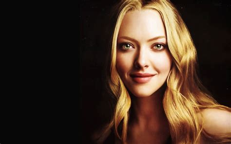 Amanda Seyfried Celebrity Hd Wallpapers