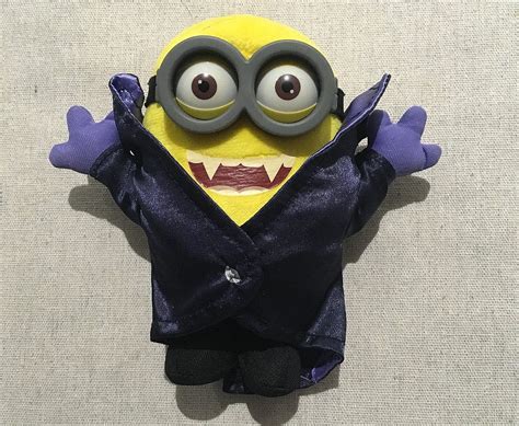Despicable Me Minion Kevin 6” Plush Universal Studios 4858489883