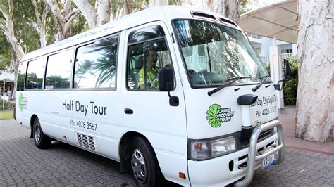 Cairns Discovery Tours Bus Cairns Discovery Tours