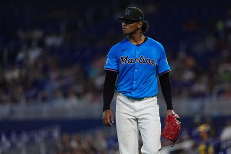 Cubs Reportedly Among Teams Interested In Marlins Pitcher Not Named