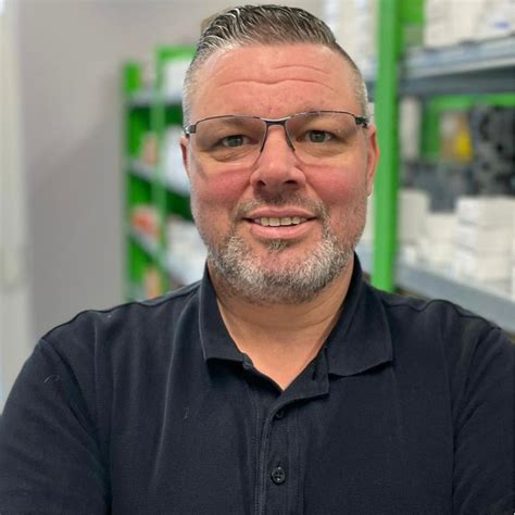 Michael Lindner Niederlassungsleiter Uni Elektro Fachgroßhandel Gmbh And Co Kg Xing