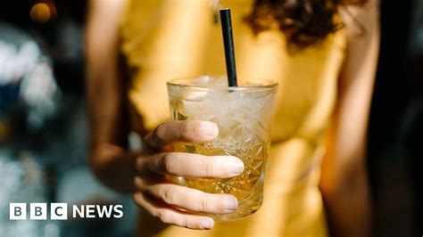 Bystanders Should Intervene If Women Appear At Risk Says Minister