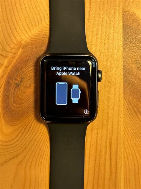 Blokované Apple Watch Series 3 42 mm, čtěte pozorně | Aukro