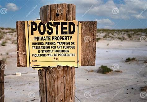 No Trespassing Sign On Old Rustic Post Stock Image Image Of Farm