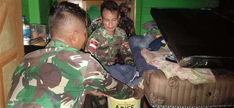 Satgas Yonif 614 Bantu Evakuasi Warga Terdampak Banjir Di Malinau