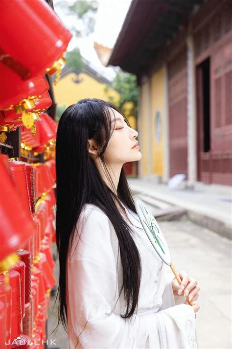 祈錦鈅 Maxine Chi 《不祈而遇》 數位寫真書 表特正咩 冰楓論壇
