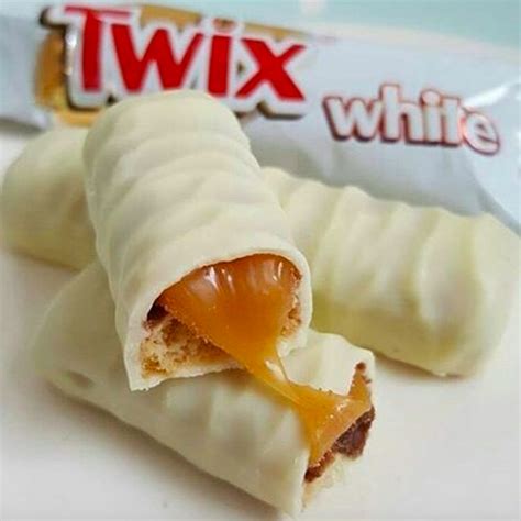 Батончики Twix White Chocolate Fingers Boomshop