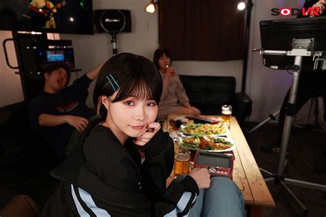 3dsvr 1335 【vr】ビジュ最高女子のいちかちゃん カラオケで酔って寝てるサークルのみんなにバレないようにドちゃくそセックスした