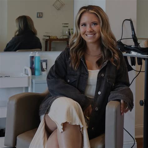 Shyleigh Meduna Hairstylist Bang Blow Dry Bar Linkedin