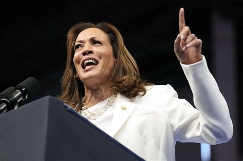 Harris Leads Trump By 4 Points In This New Survey Can She Go All The Way