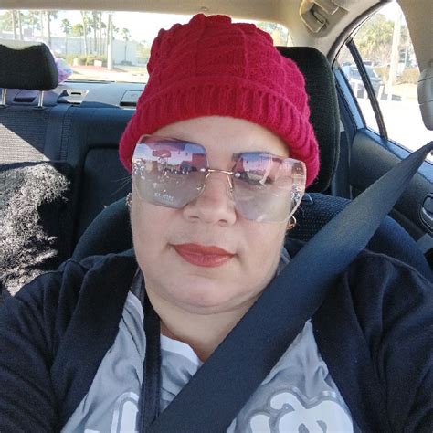 Yaima Cordova Empleada De Almacén Tiendas De Ross Linkedin