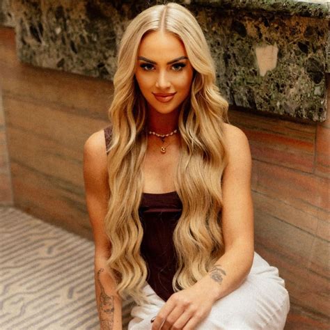 Alisha Lehmann Cea Mai Sexy Jucătoare De Fotbal Imaginea 25