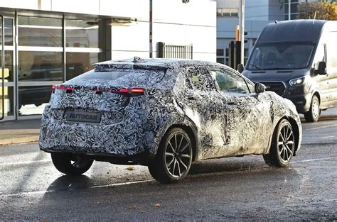 画像・写真 初の電動クーペsuvか？ トヨタc Hr次期型、プロトタイプ発見 欧州 Autocar Japan
