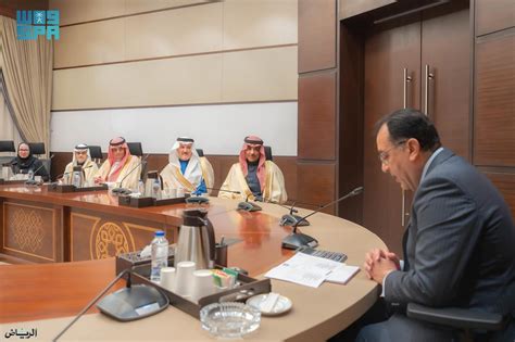 جريدة الرياض وزير الإعلام يبحث تعزيز التعاون الإعلامي المشترك بين