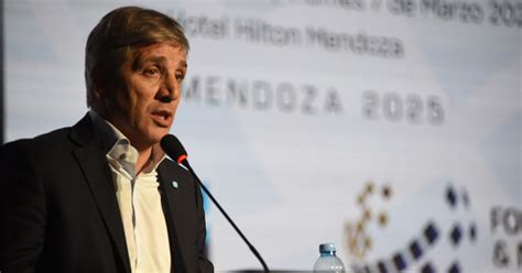 Caputo Analizó Qué Pasará Con El Dólar Tras El Acuerdo Con El Fmi “lo