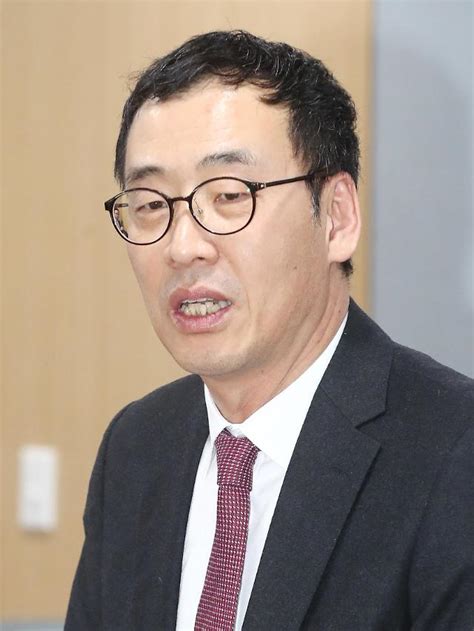 한국벤처투자 중간회수펀드 운용 승인“민간자금 벤처투자 유도” 아주경제