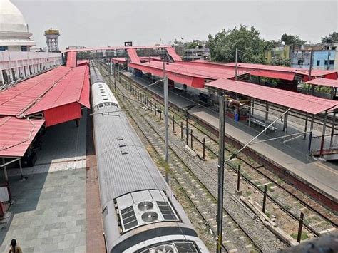 Indian Railways Installs Isro Developed Rtis System For Real Time Train