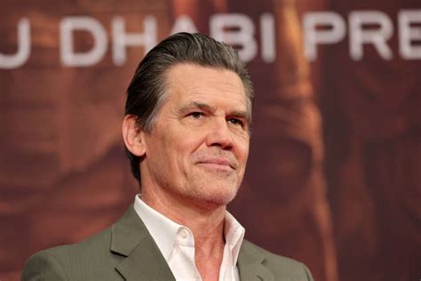 Josh Brolin Sleeps With Nicotine Pouches In His Mouth