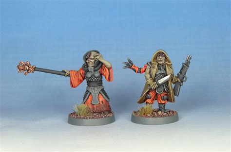 Leadplague Female Magus And Ranger Genestealer Hybrids