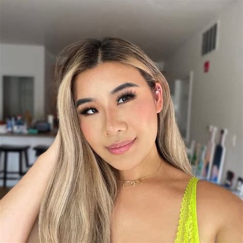 Mulan Lin Mulan Lin On Threads