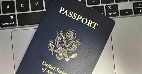 Estados Unidos Prohibirá La Renovación Del Pasaporte En 2025 A Quienes