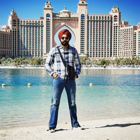 ਗੁਰਜੀਤ ਸਿੰਘ ਪੰਨੂ Gurjeet S 307 • Threads Say More