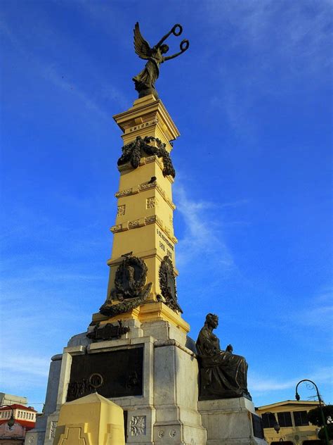 Monumento a los Próceres legado de la independencia Guanacos