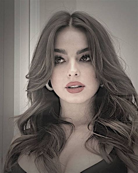 эддисон Как сделать пучок из волос Подростковые фотографии Фотографии девочки