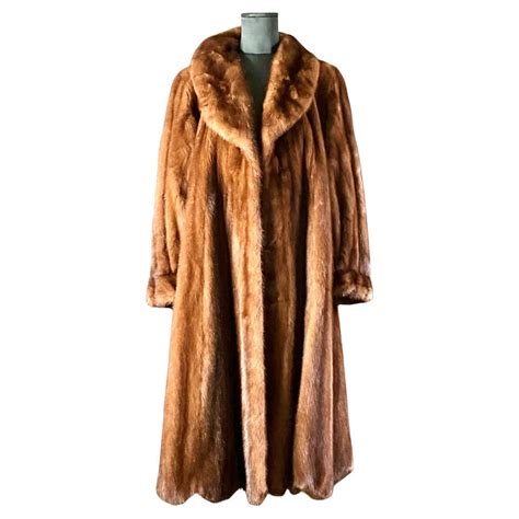 Vintage Fur Coats 233 For Sale On 1stdibs Vintage Furs Vintage