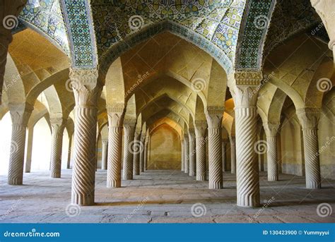 Mosqu e De Vakil Chiraz Iran Photo stock Image du islam mosquée