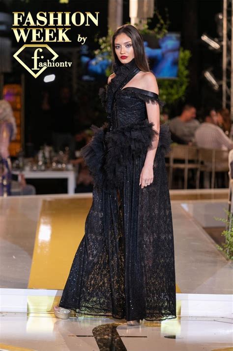 Saudi Designer Elham Al Youssef Has Won An International Award Executive Bulletin