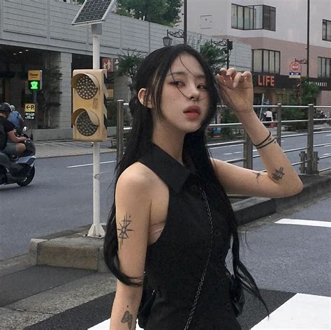 기린성형외과의원•피부과 By Lloh2r Instagram