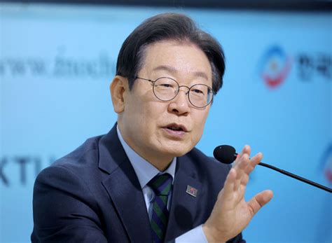 이재명 지지자 향해 “비난 멈춰달라” 요구한 까닭은