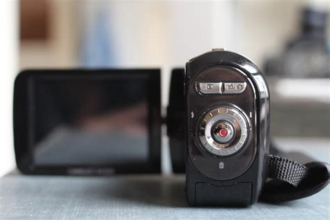 Review Toshiba H Compact Hd Camcorder Techcrunch