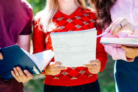 Edu ro Rezultate simulare BAC Ierarhia mediilor și notelor obţinute de elevii de clasa a