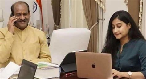 Anjali Birla Ias Age Who Is Om Birla Daughter Wiki Height Husband