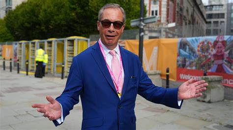 As He Jets Off To The Jungle Nigel Farage Is A Huge Celebrity On
