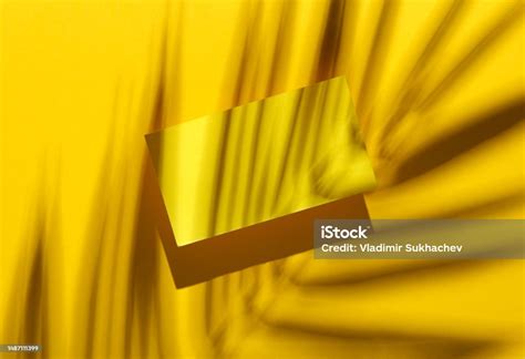 노란색 배경에 야자수 잎 그림자가 있는 기업 아이덴티티를 위한 Yelow Blank 명함 창조적 인 모형 0명에 대한 스톡 사진 및 기타 이미지 Istock