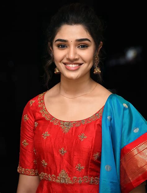 Actress Krithi Shetty Fans Whatsapp Group Links Actress Pics