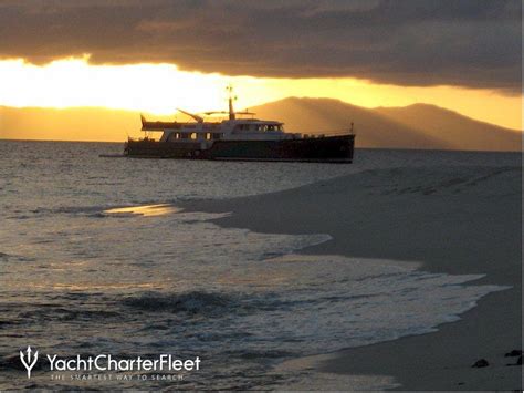 Abely Yacht Photos Ex Abely Wheeler 33m Luxury Motor Yacht For Charter