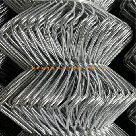 Hot Dipped Galvanized PVC Coated Chain Link Wire Mesh Fence Cyclone
