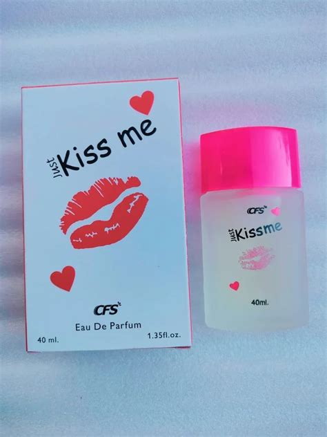 Kiss Me Perfume Packaging Size 40ml At ₹ 195bottle In Ellora Id