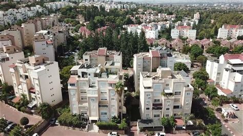 למכירה דירה מקסימה בשכונת נווה אפק בראש העין Youtube