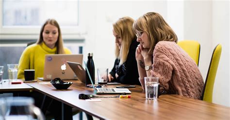 Top Benefits Of A Hybrid Cloud Strategy