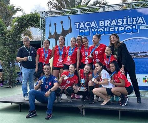 Quatro times goianos conquistam títulos na Taça Brasília de Vôlei EG