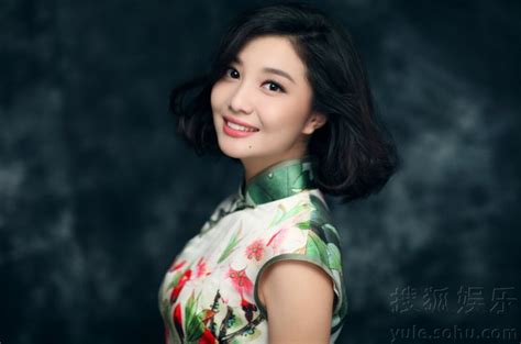 陈丽如亲情演绎红楼组曲 温婉动人端庄大气