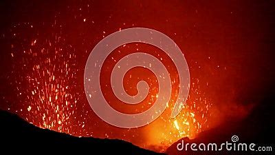 Eruption Of Volcano Yasur Vanuatu Stock Video Video Of Natural