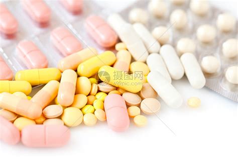 白底药片宏观药店药物剂量红色医疗黄色帮助保健药品高清图片下载 正版图片320704785 摄图网